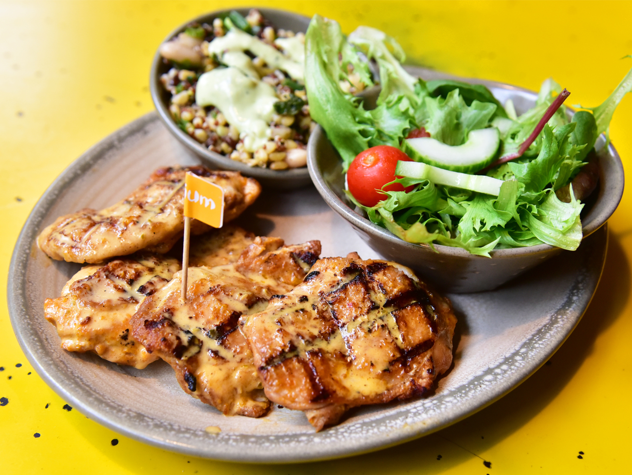 Nando's : ร้านไก่ย่าง PERi-PERi รสเผ็ดร้อนสไตล์แอฟริกัน @ London, UK ...